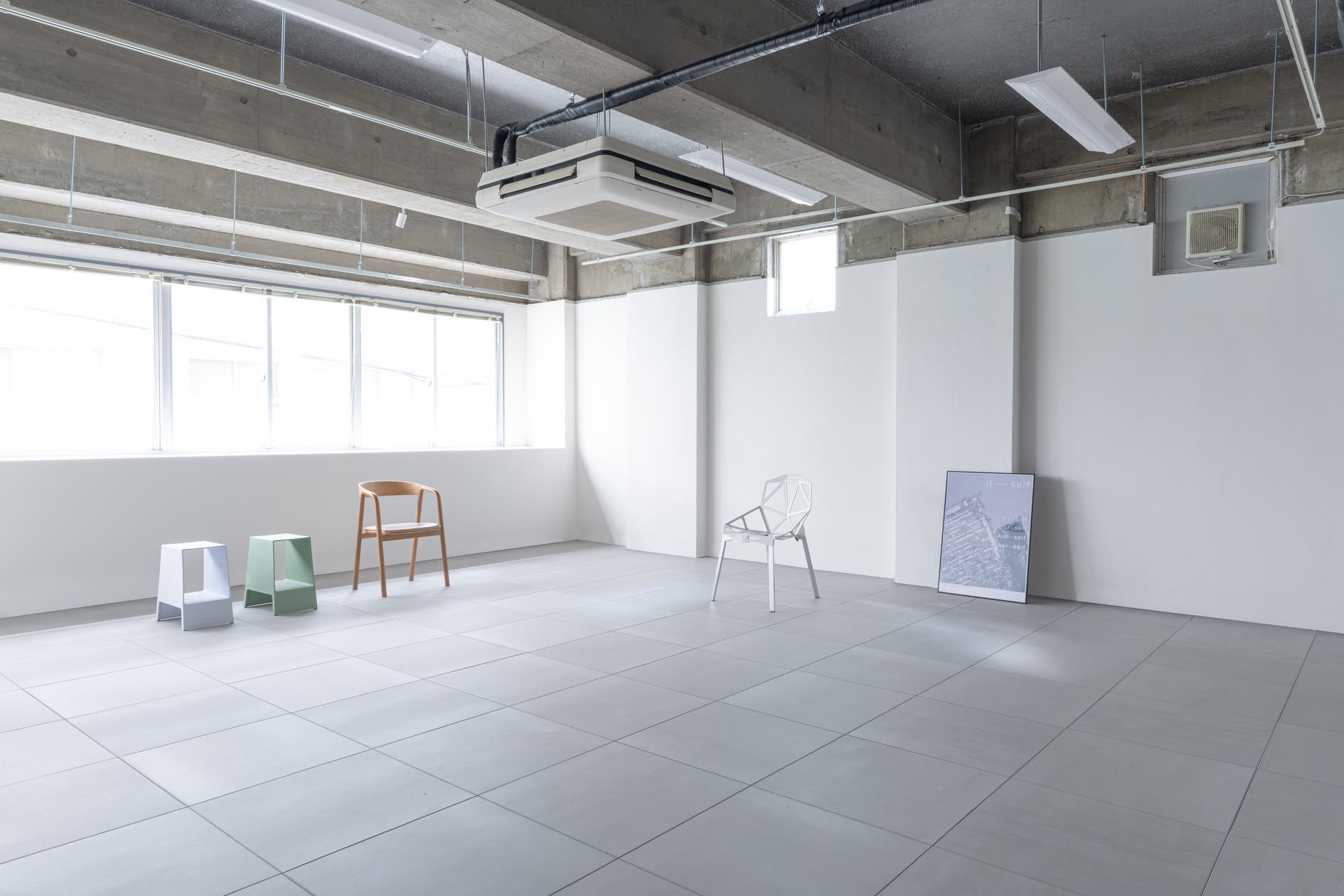 co-space AKASAKA[六本木一丁目/赤坂]白壁のシンプルな空間。撮影・収録/POP利用などに！の写真4