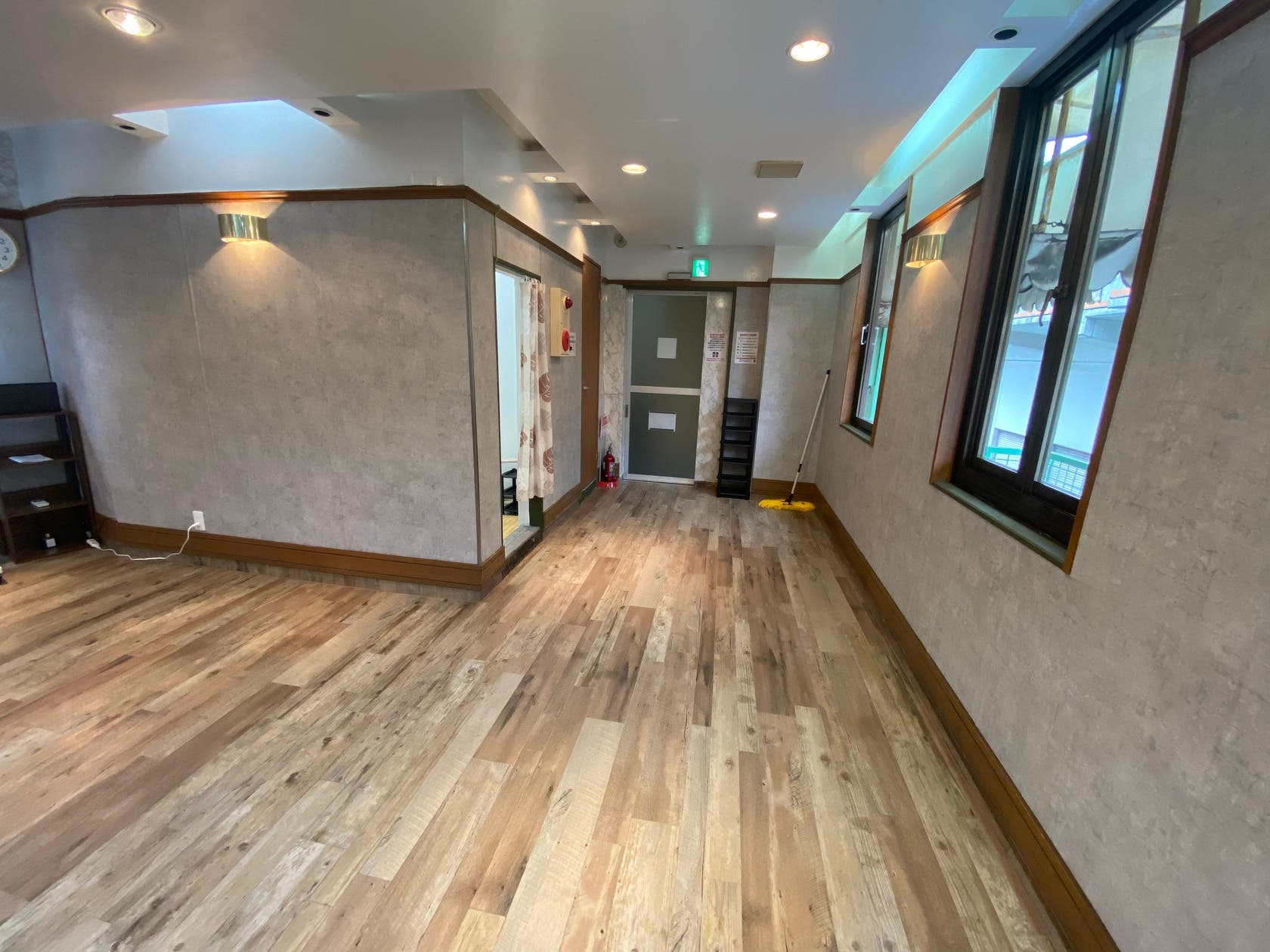 駅から徒歩1分の駅チカスタジオ！【ダンス練習】【ヨガ、ピラティス教室】【動画撮影】多用途でご利用いただけます。イーチプラスの写真4