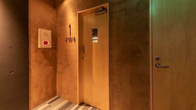 【スタジオ1】川崎駅8分/広さ43.4㎡、鏡幅7.3mの中型レンタルスタジオ/ダンスの練習や各種教室利用に最適の写真12
