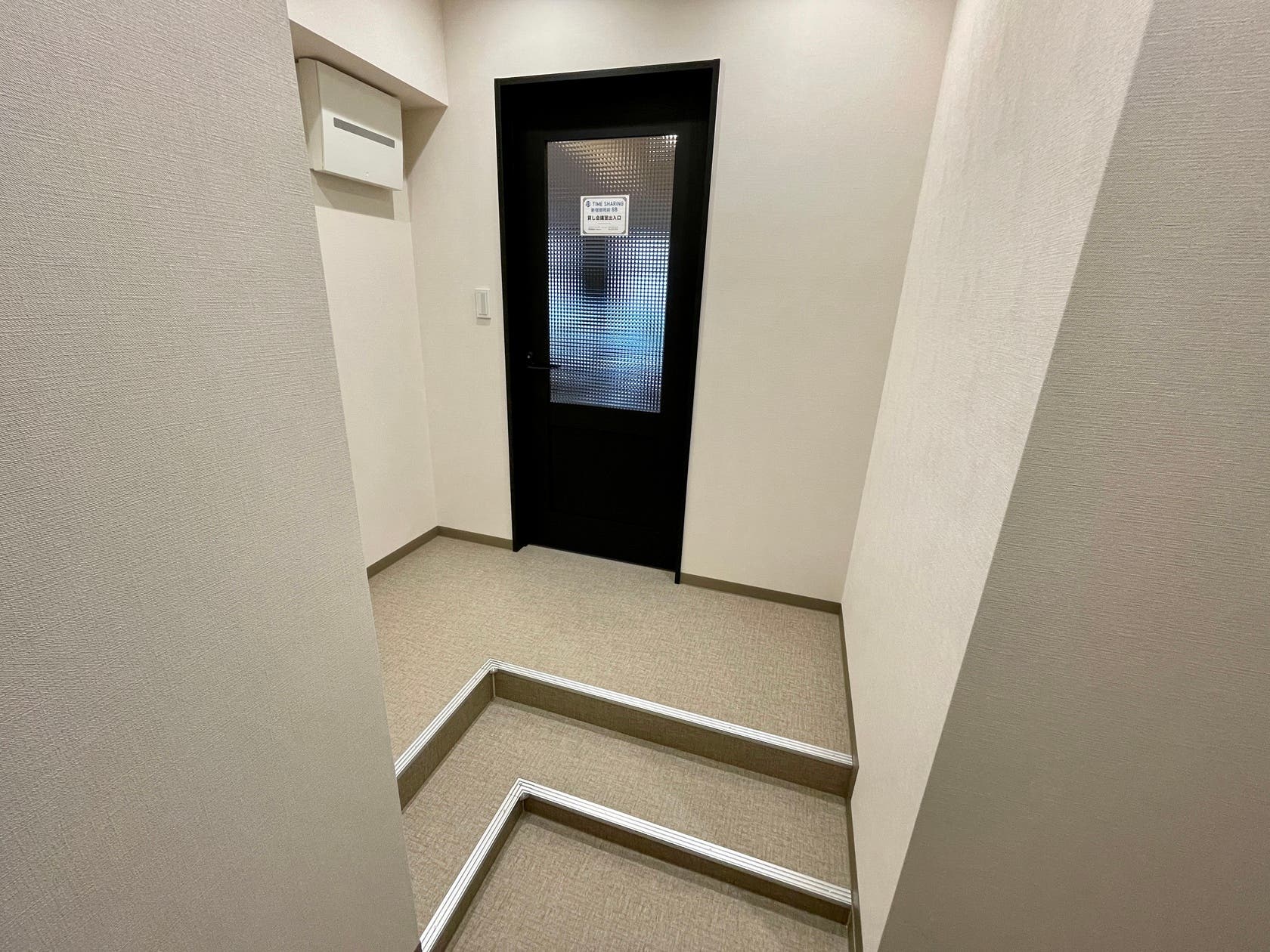 8B【新宿御苑前駅2分】39名着席の会議室！設備・備品が充実♪Wi-Fi無料！清掃で衛生面も安心♥便利な駅近の写真22