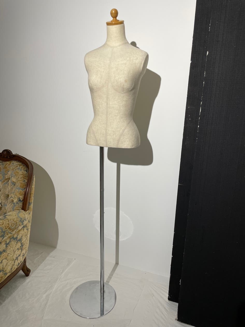 【練馬徒歩4分】HP完成記念！高3.3×横6ｍ白ホリ、トップライトの打てるレンタル撮影スタジオの写真16