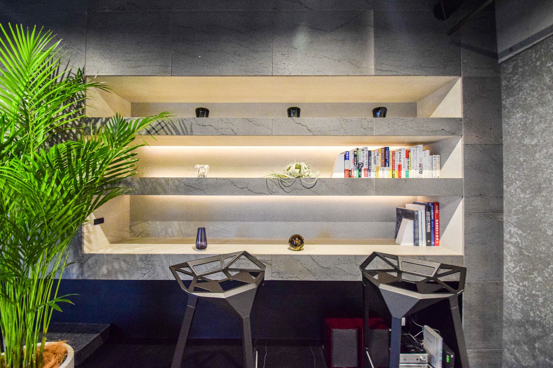 《築地/新富町徒歩2分》天然石リノベーション空間 |南東2面採光| -撮影・Bar利用・MTG・映画鑑賞・女子会-の写真4