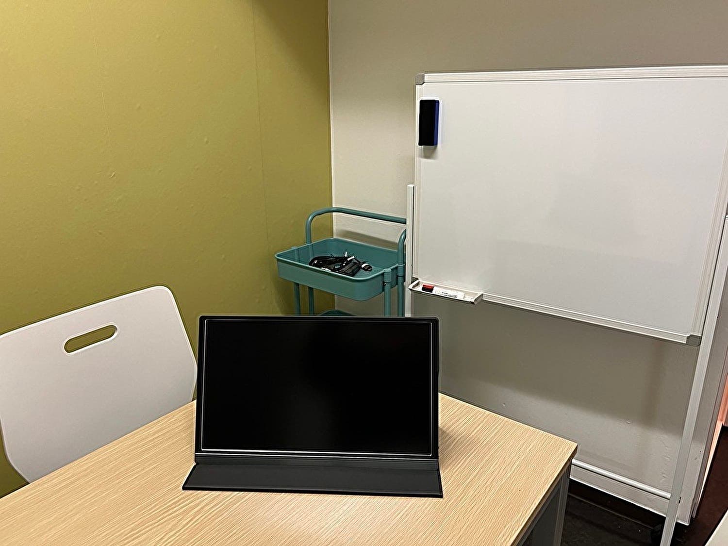 ★池袋駅、東池袋駅徒歩6分　豊島区役所　3分★　ゲームもできる貸し会議室「スペースオウルⅡ」の写真3