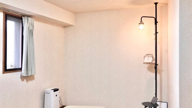 【南森町駅1分】シンプル&かわいい内装✨静かでお洒落な人気サロンです✨長時間・1日料金が格安✨エステや整体の施術/練習にの写真2