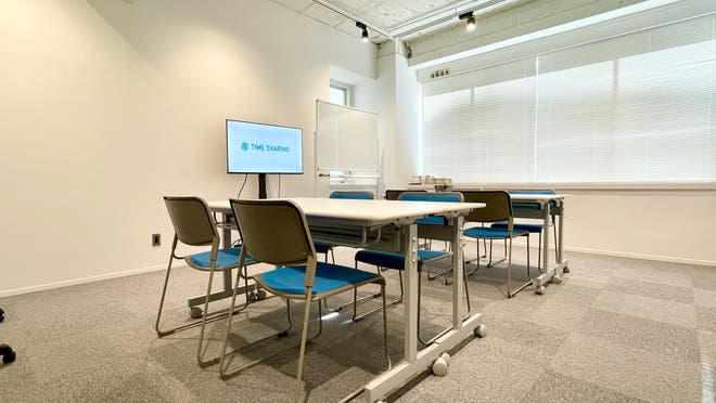 4B【六本木駅1分】8名着席の貸し会議室!備品無料◎の写真2