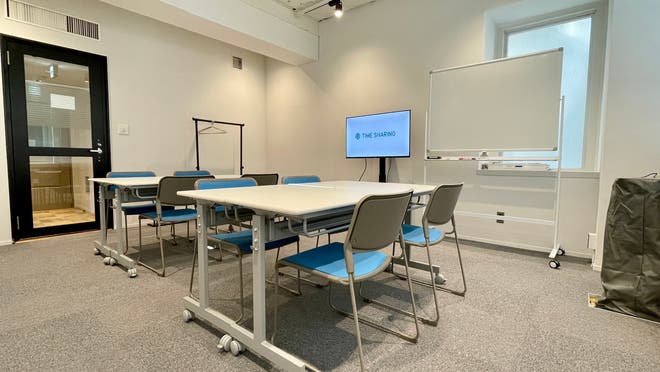 4B【六本木駅1分】8名着席の貸し会議室!備品無料◎の写真3