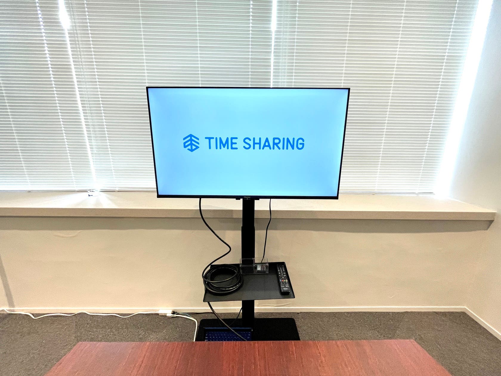 4D【六本木駅1分】6名着席の貸し会議室！備品全て無料◎の写真10