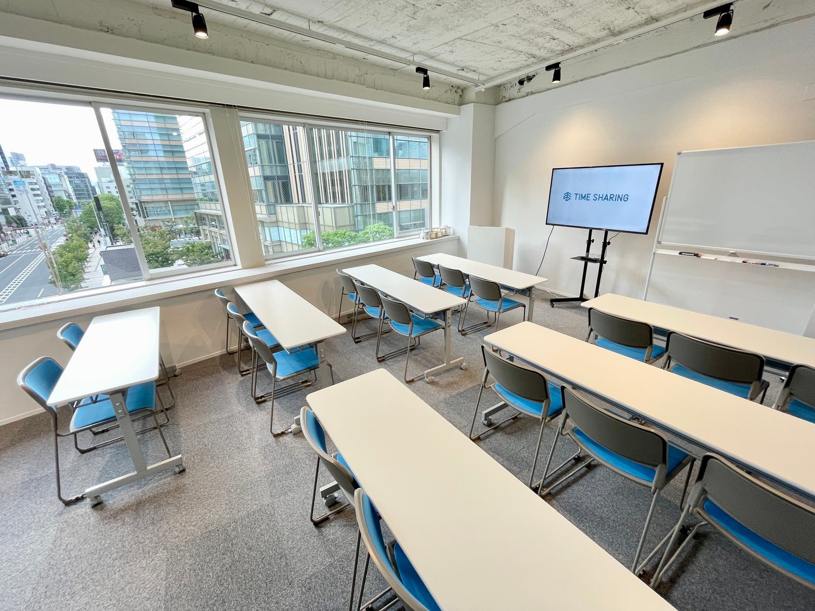 4E【六本木駅1分】20名着席の貸し会議室！備品無料◎の写真14