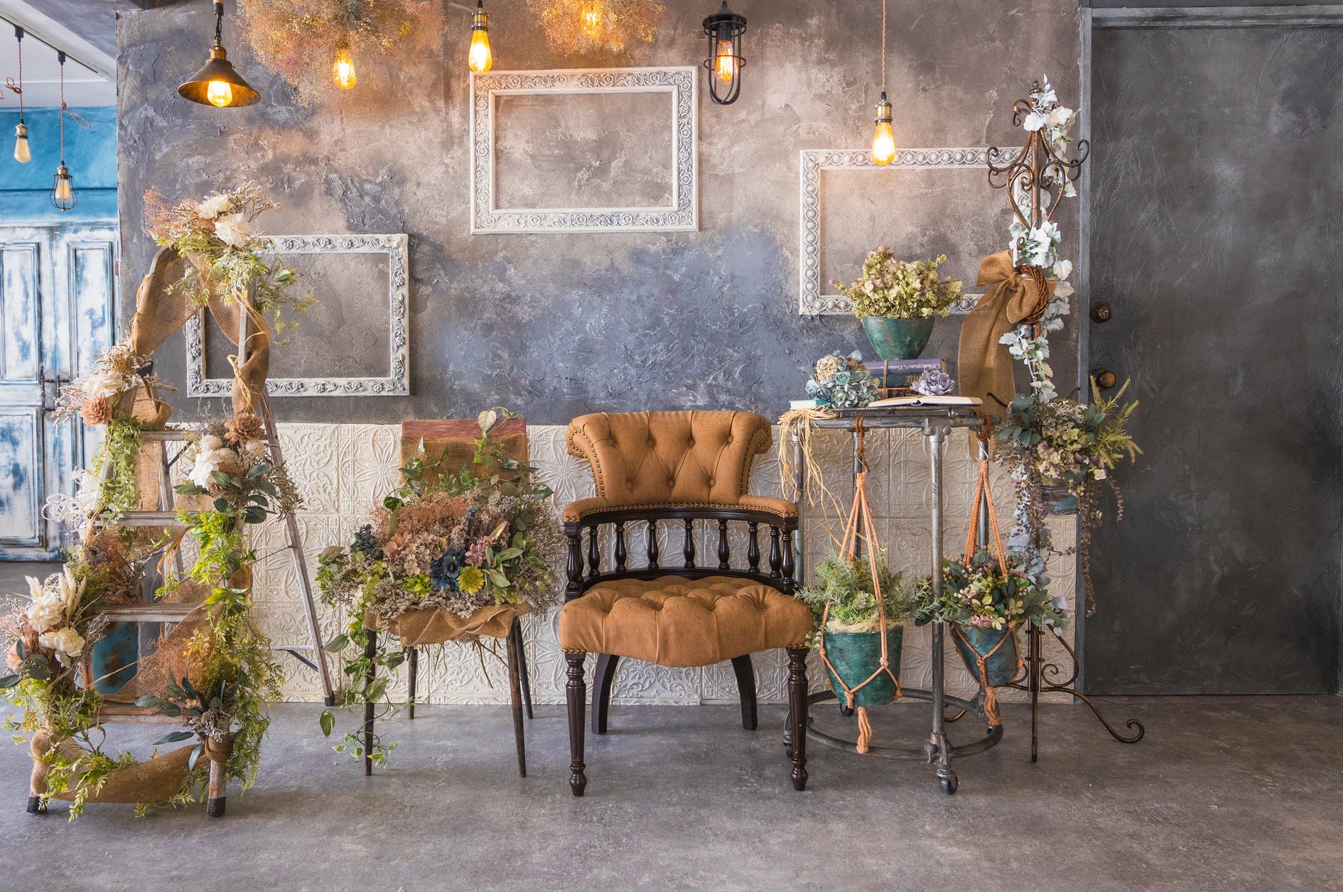 【ロビンスタジオ】 窓からの明るい自然光のあふれる空間 シャビーテイストを基調としたスタジオの写真6