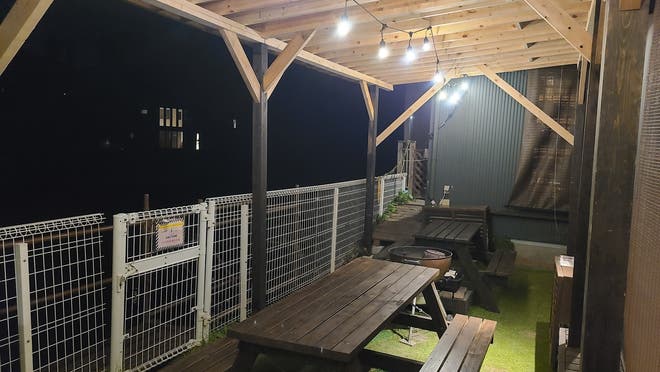 屋根付きで安心BBQ可★最新DAMカラオケ★川遊びOK★ファミリー・グループに最適!カラオケ・BBQはオプションの写真20