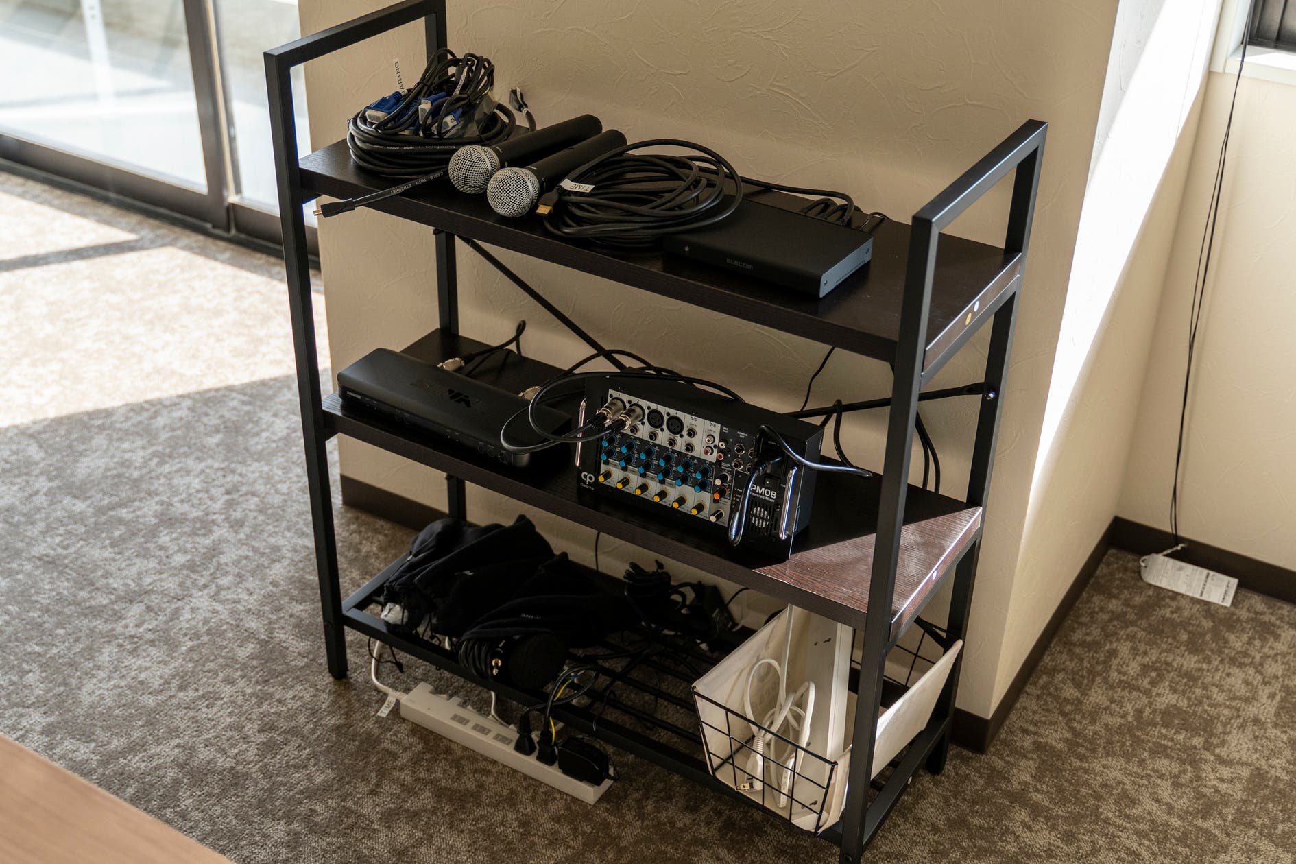 8A【新宿御苑前駅2分】69名着席の会議室！設備・備品が充実♪Wi-Fi無料！清掃で衛生面も安心♥便利な駅近の写真13