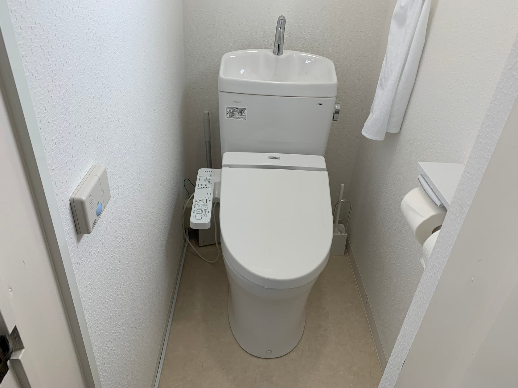 クーポン❗新橋駅徒歩50秒🚶‍♀️24h営業✅清潔な空間で会議💻セミナーに最適✨女性のみでも安心の写真9