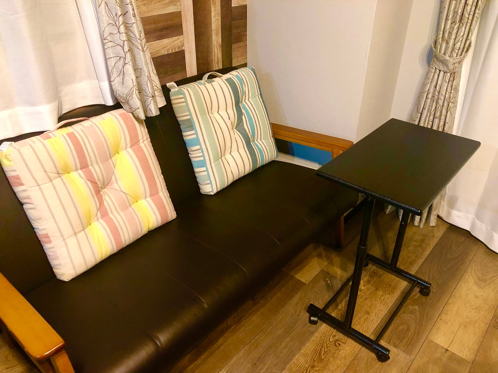 [鹿児島中央駅東口から徒歩5分]🌴お洒落なワークスペース🌴高速光Wi-Fi　会議、オフ会、ボードゲームなどにオススメです♪の写真4