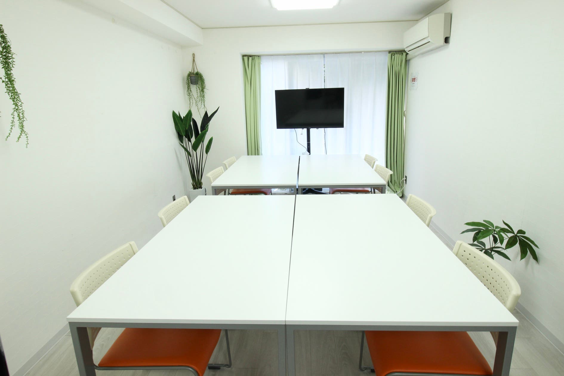 【biz西新宿】西新宿エリアの綺麗な貸会議室/貸事務所✨備品全て無料🆓/高速wifi/静かな環境/長期利用歓迎の写真8