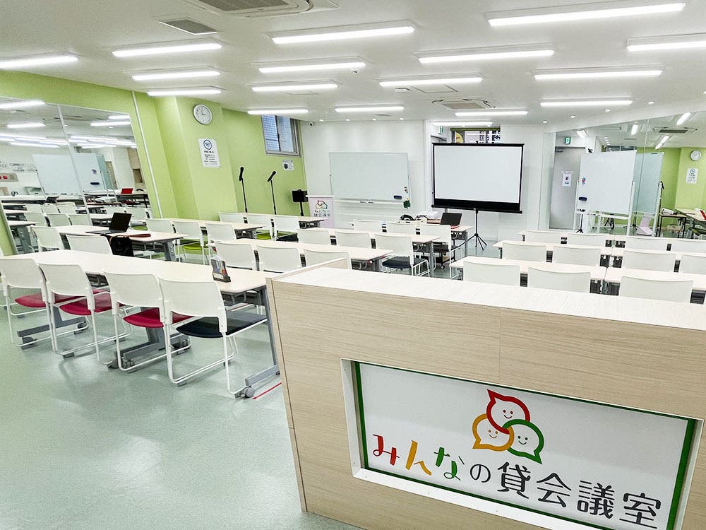 【天神駅徒歩2分】定員34名+予備椅子6名！プロジェクター含む備品・高速Wi-Fi無料！別館401会議室の写真3