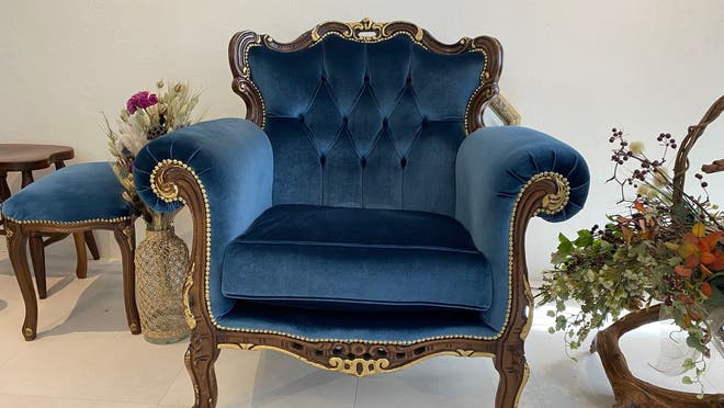 【中野新橋駅徒歩1分】HP完成記念!自然光、全10パターンの背景、アンティーク家具・アーティシャルフラワーの充実した撮影スタジオの写真6