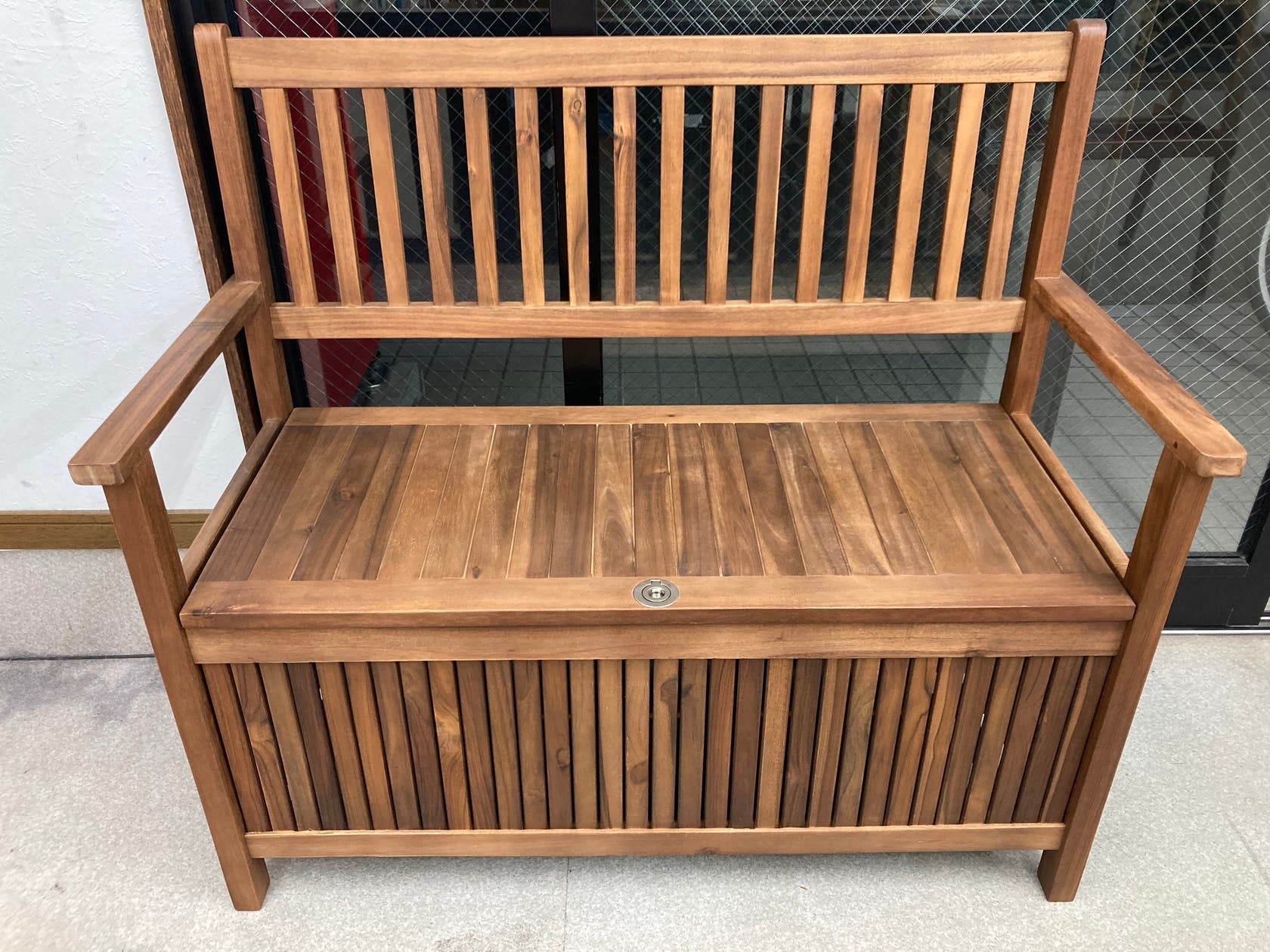 【駅徒歩3分・早朝深夜利用可！】電源/Wi-Fiあり！本の閲覧や貸出も可能な民間図書館のスペースの写真6