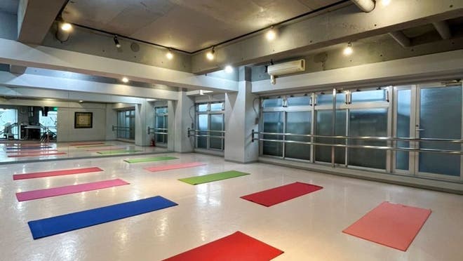 ロビーあり!バレエ、ダンス、ヨガに最適!リノリウム、バー、大きな鏡完備のスタジオの写真7