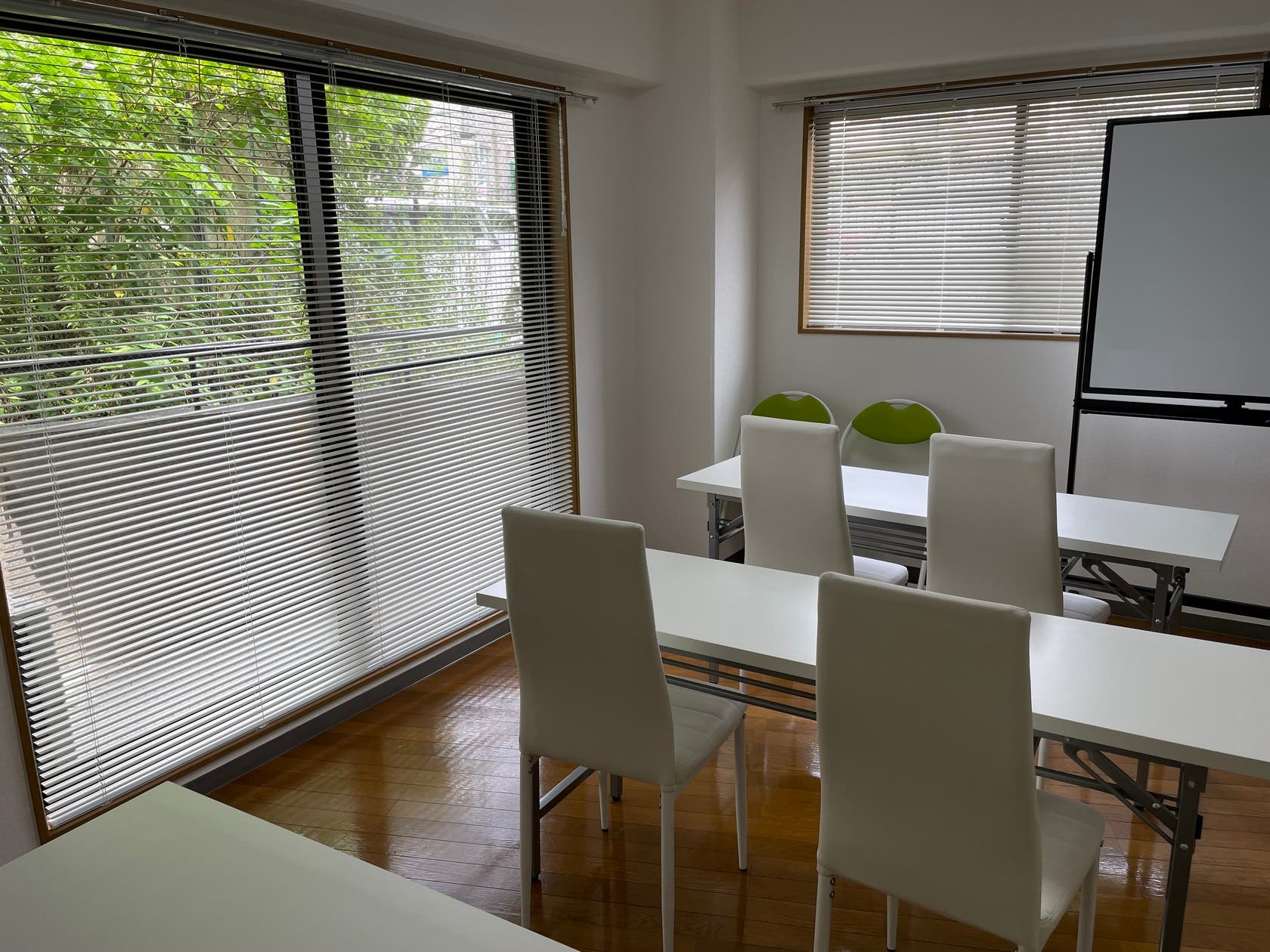 New✨《二子玉川駅３分》セミナー・会議・スクールレッスン・サロン等/無料Wifi/駅近1階/コインコインP隣接の写真4