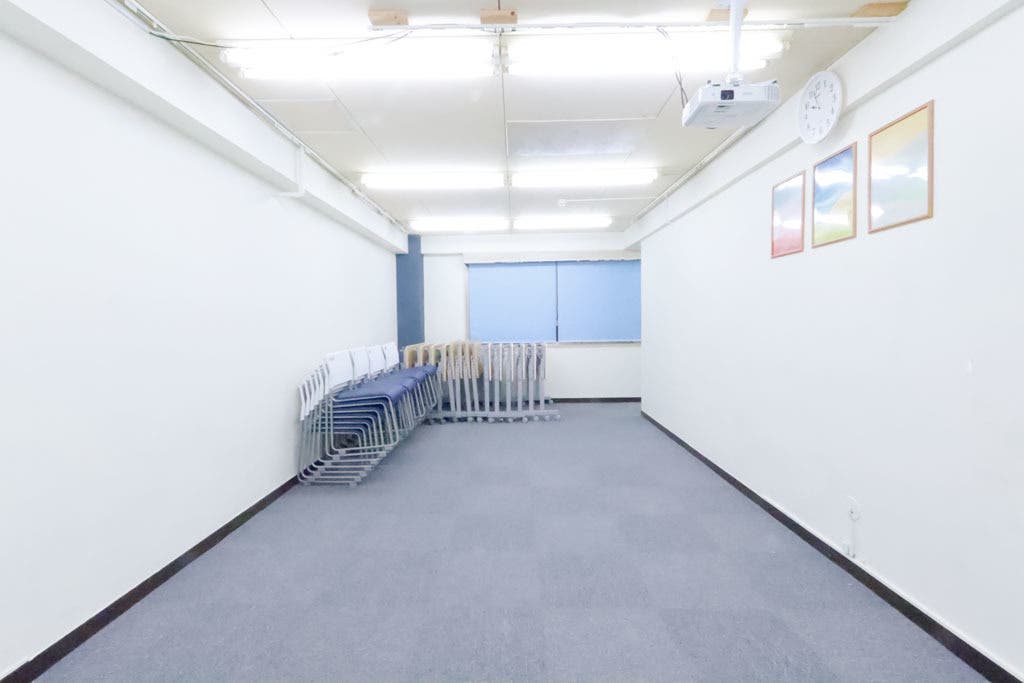 【上野駅浅草口徒歩57秒！28名】プロジェクタ―・ホワイトボード・WiFi無料！土足可！換気可！ふれあい貸し会議室 上野No60の写真18