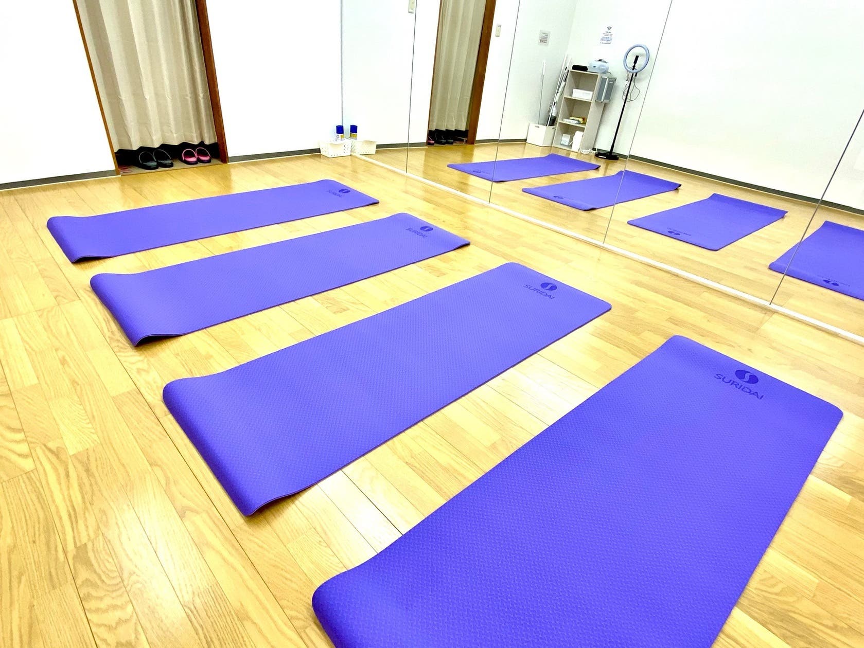 【中央区／味噌天神駅・新水前寺駅すぐ】大型鏡のあるダンススタジオ・ヨガ・レッスン・ワークショップ・余興練習用利用で安い。の写真4