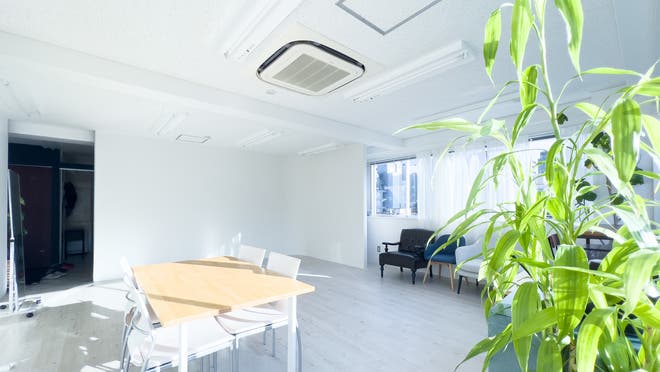 東新宿駅徒歩5分!一日中自然光◎/プロ用照明常設!商用/動画OK!【新宿駅徒歩圏】の写真21