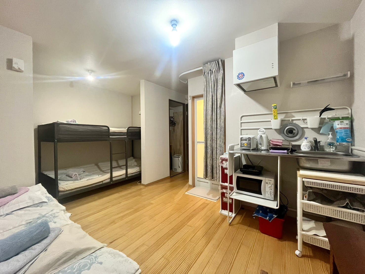 静かな環境で仕事。疲れたら裏山を散歩、都会に最も近い田舎を味わう場所Sadie's Homeの写真7