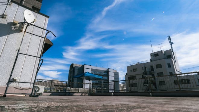 商用撮影,スタジオ可!木場駅徒歩5分、門前仲町駅徒歩10分 下町の60平米の屋上施設の写真3