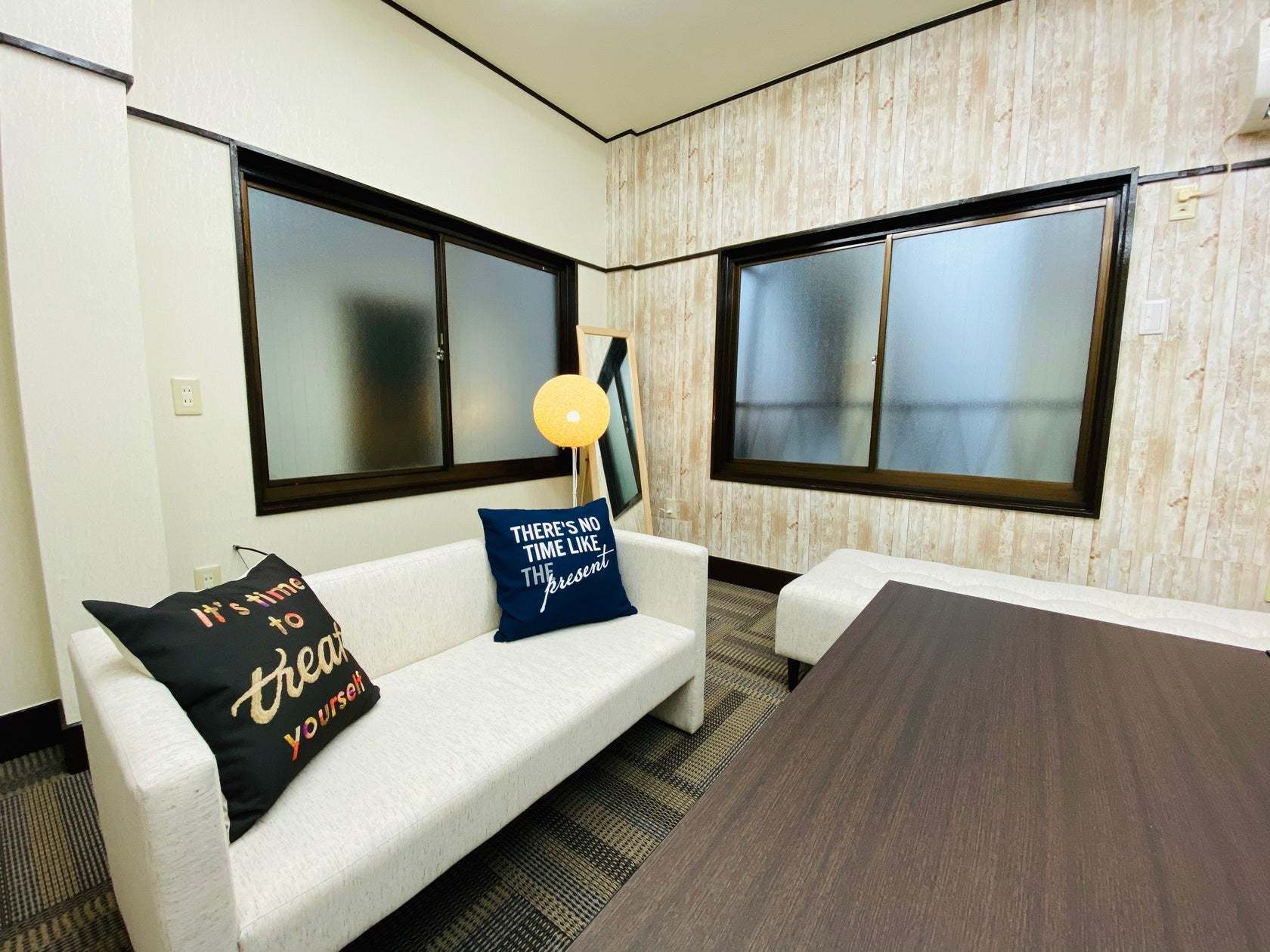 【錦糸町5分】 高速wifi💻3面が窓で換気良好🔄消毒液🈶✨TVモニタ📺室内広々👍LMスペース錦糸町の写真5