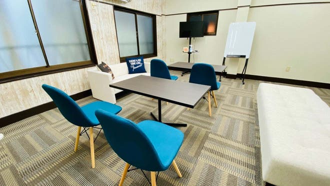 【錦糸町5分】 高速wifi💻3面が窓で換気良好🔄消毒液🈶✨TVモニタ📺室内広々👍LMスペース錦糸町の写真11