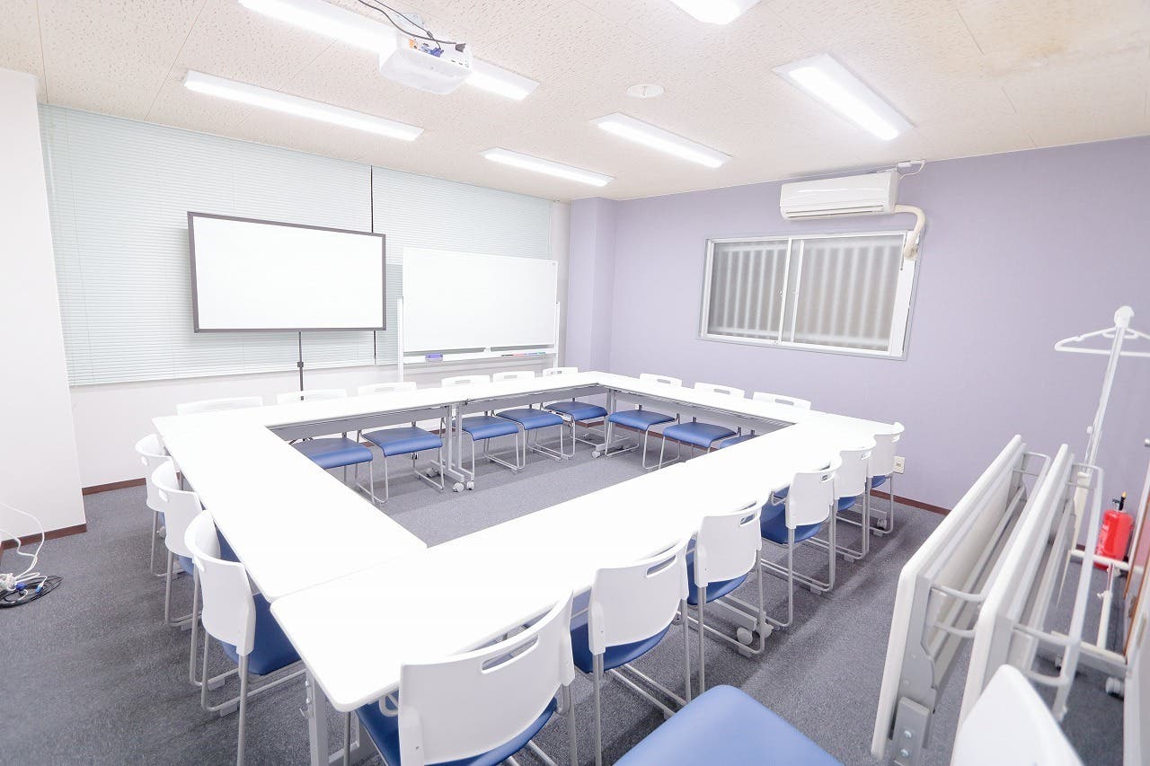 【新宿西口徒歩1分！】24名利用可！オフィスビル土足利用可！プロジェクター・WiFi全て無料！ふれあい貸し会議室 新宿No20の写真9