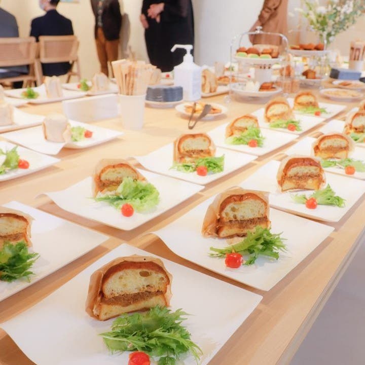 【表参道駅7分】カフェ併設230㎡ワンフロアー路面スペース、ポップアップ、コスメ、ギャラリー、展示会に最適の写真13