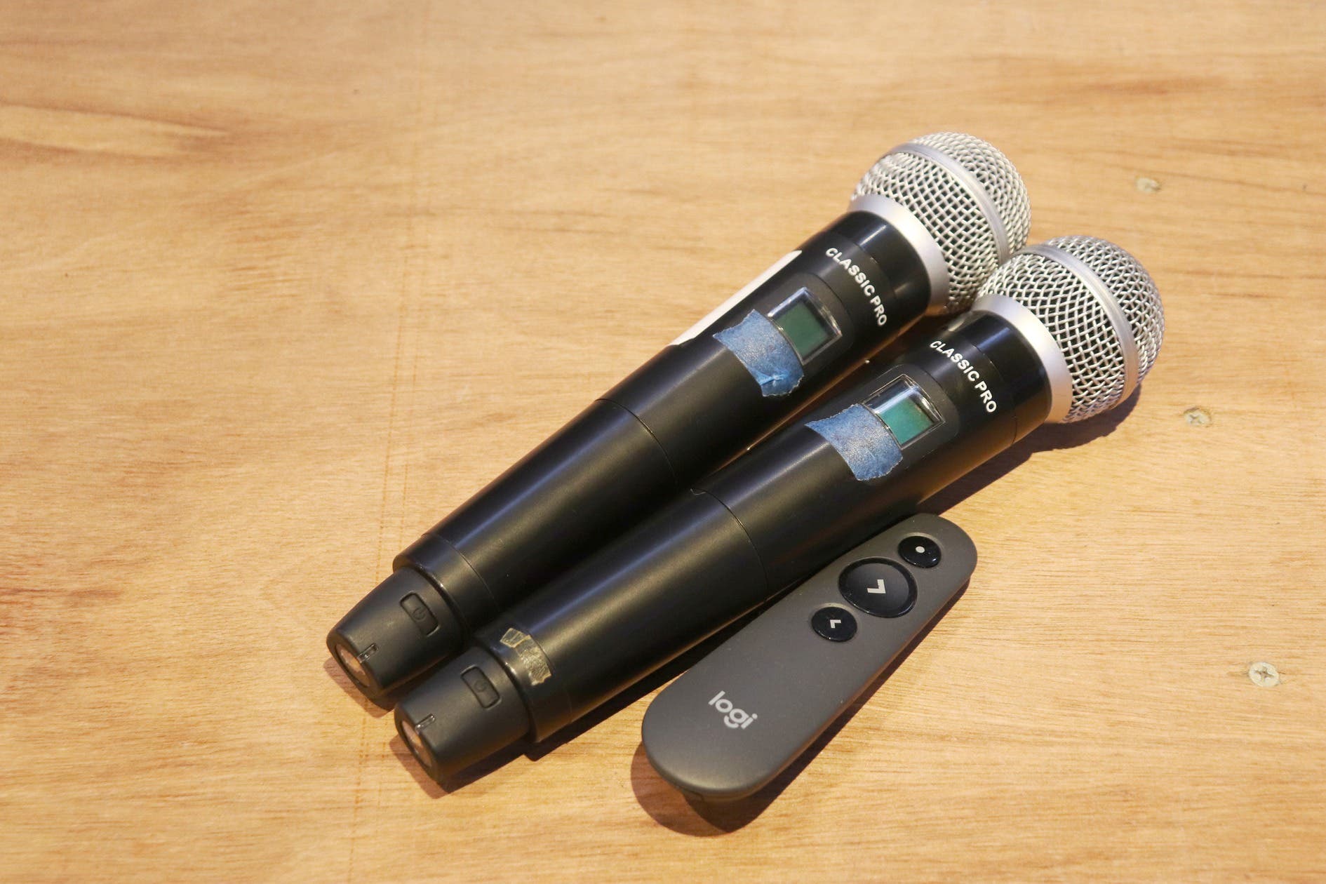 音響・プロジェクタースクリーン・スタッフ1人付きの画像1