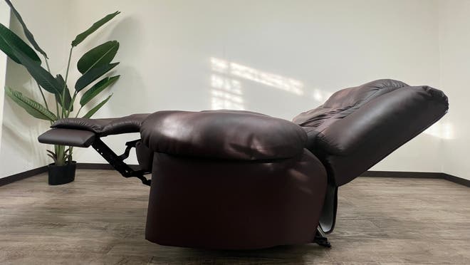 🚃新宿駅と新大久保駅の間🌿ヨガマット/エステベッド/施術マット/リクライニングチェア完備🌿<レンタルサロンTEAL新宿>の写真12