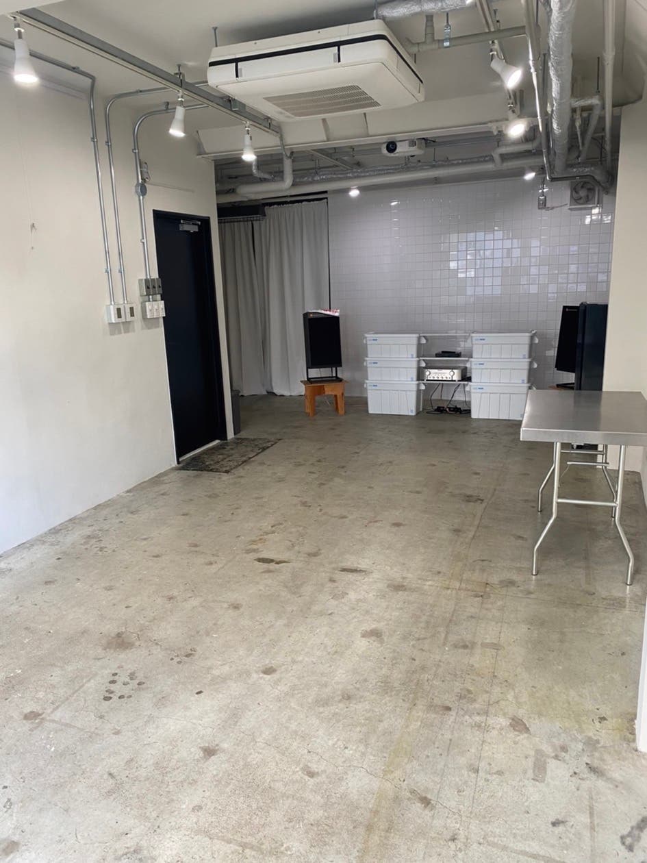 【addict.gallery】桜川駅徒歩1分。自然光が射すギャラリー・イベントスペースの写真20