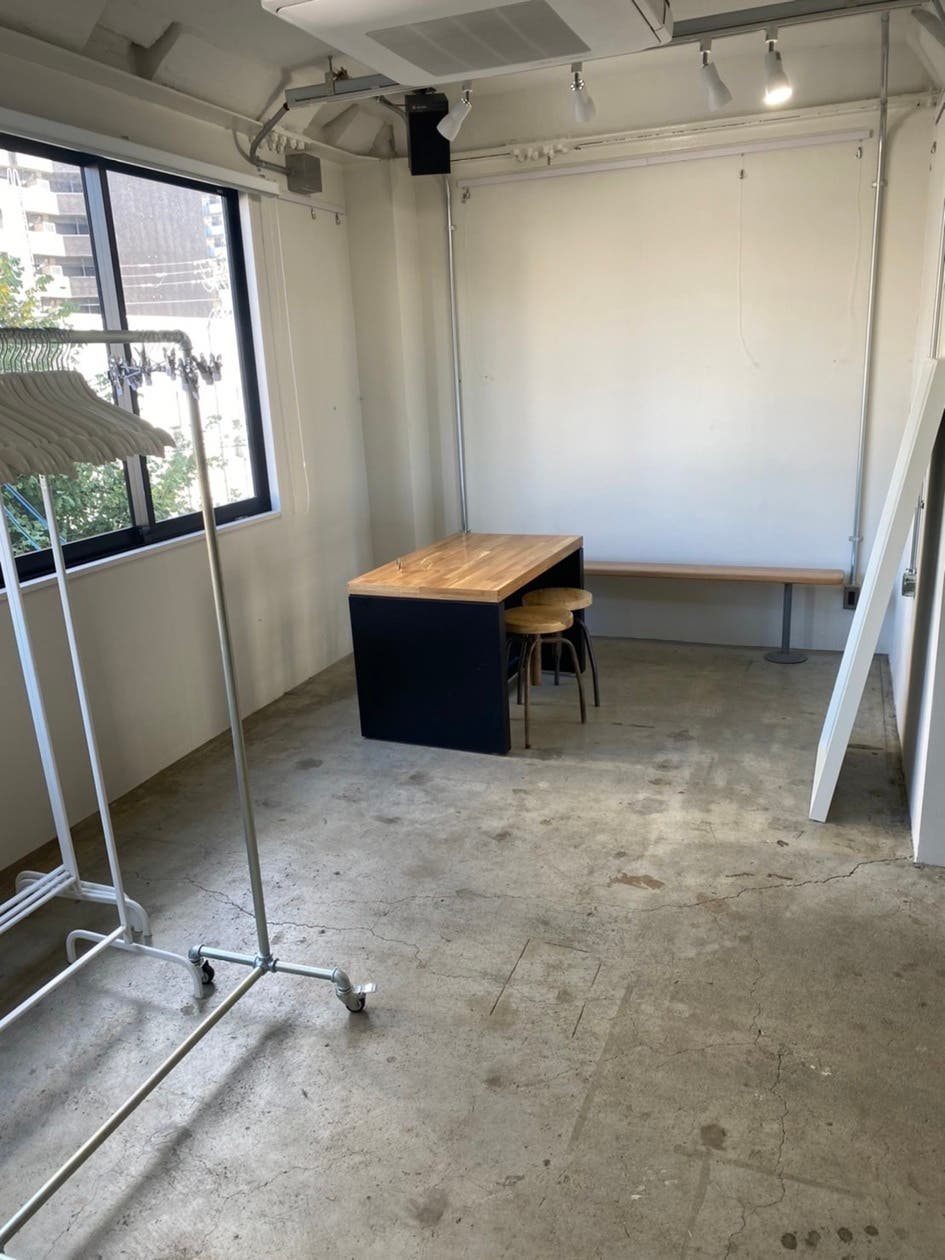 【addict.gallery】桜川駅徒歩1分。自然光が射すギャラリー・イベントスペースの写真21