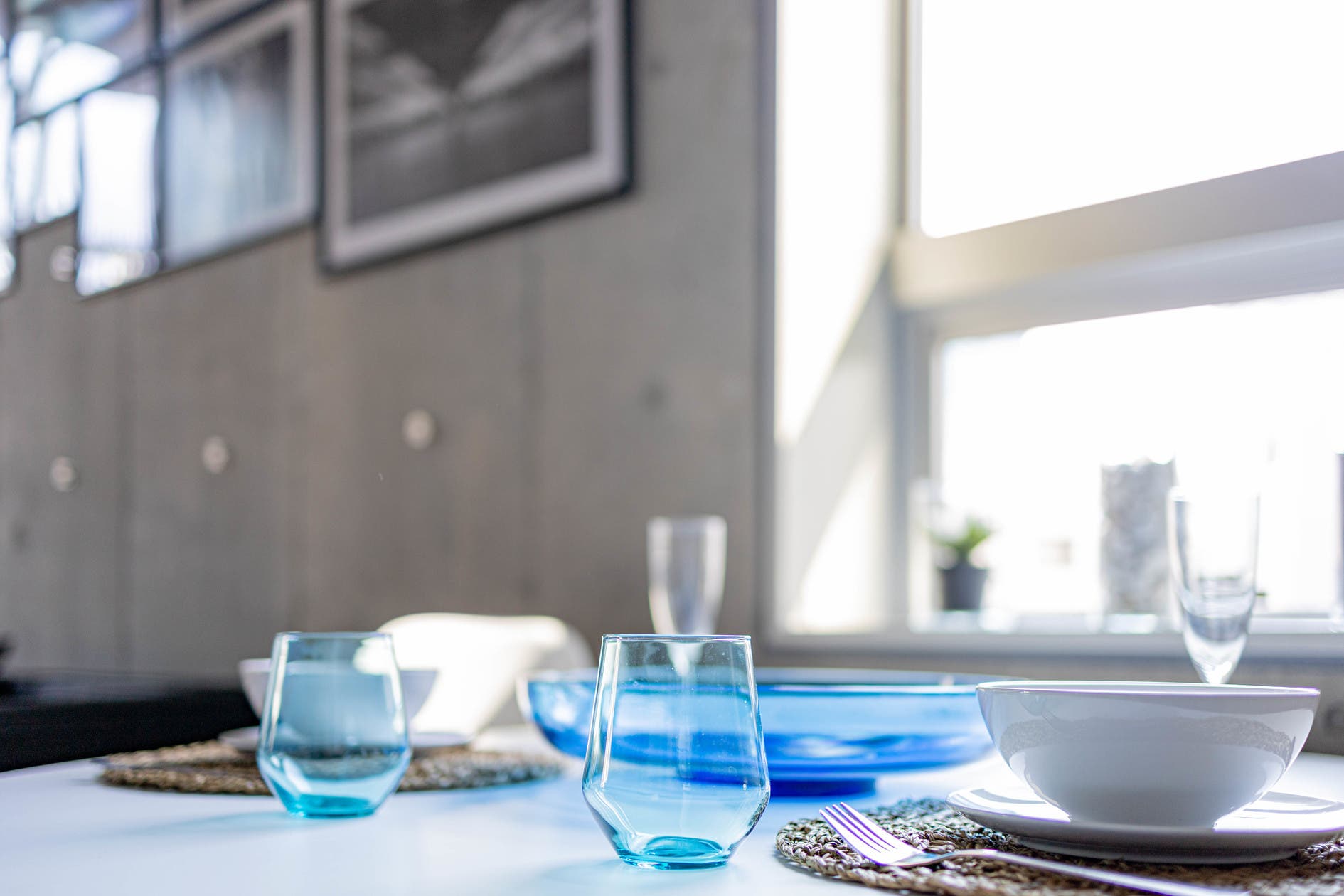 Ａ１．［天井高4M・2面採光］自然光×コンクリが生み出すデザイン空間の写真11