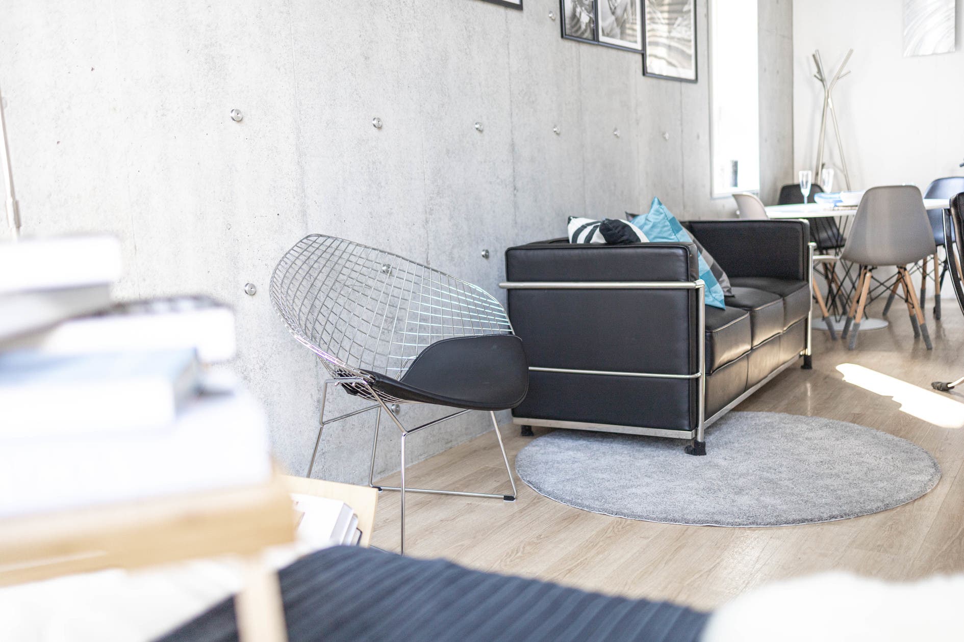 Ａ１．［天井高4M・2面採光］自然光×コンクリが生み出すデザイン空間の写真21