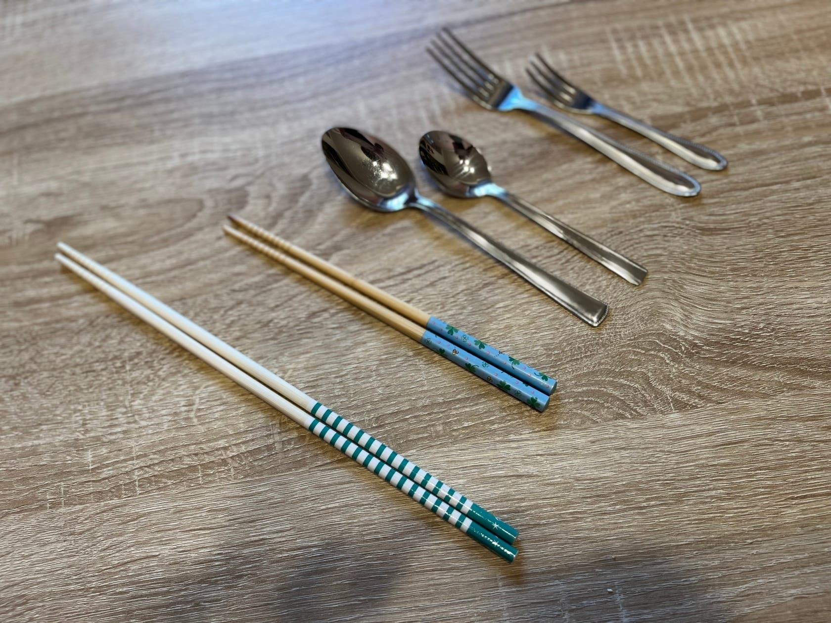 【大人気４人ぐらいのおしゃべりスペース】クリスマス🌟ゲーム多数🗑ゴミ箱利用可🍕鍋パ/タコパ/合コン/女子会/DVD鑑賞の写真16