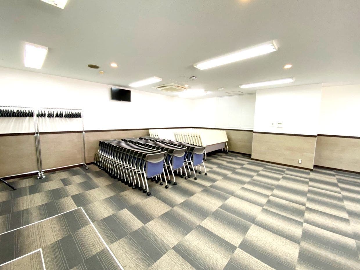 名古屋会議室 名古屋駅前 第2会議室【最大52名/名古屋駅すぐ/無料Wi-Fi/セルフ設営/10G回線】の写真3