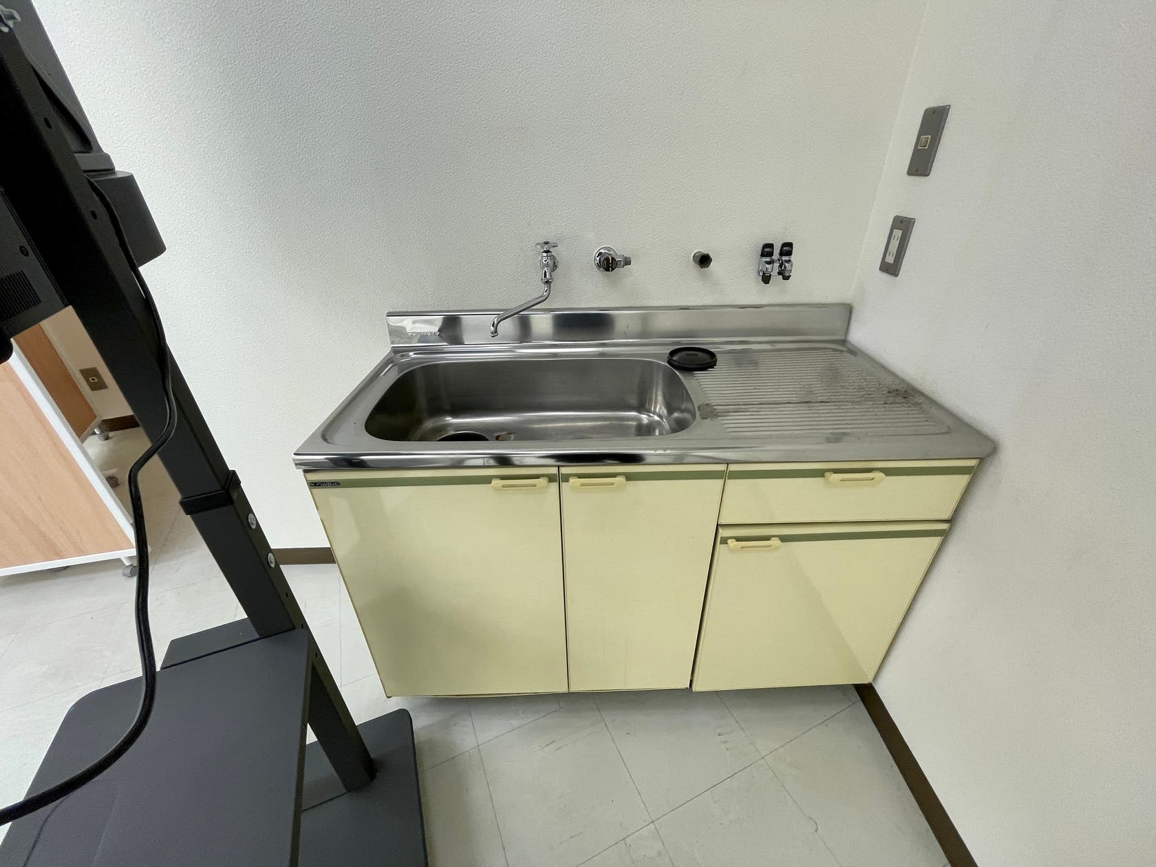 5A【神保町1分】21名着席の会議室！Wi-Fi無料！清掃で衛生面も安心♥便利な駅近の写真13