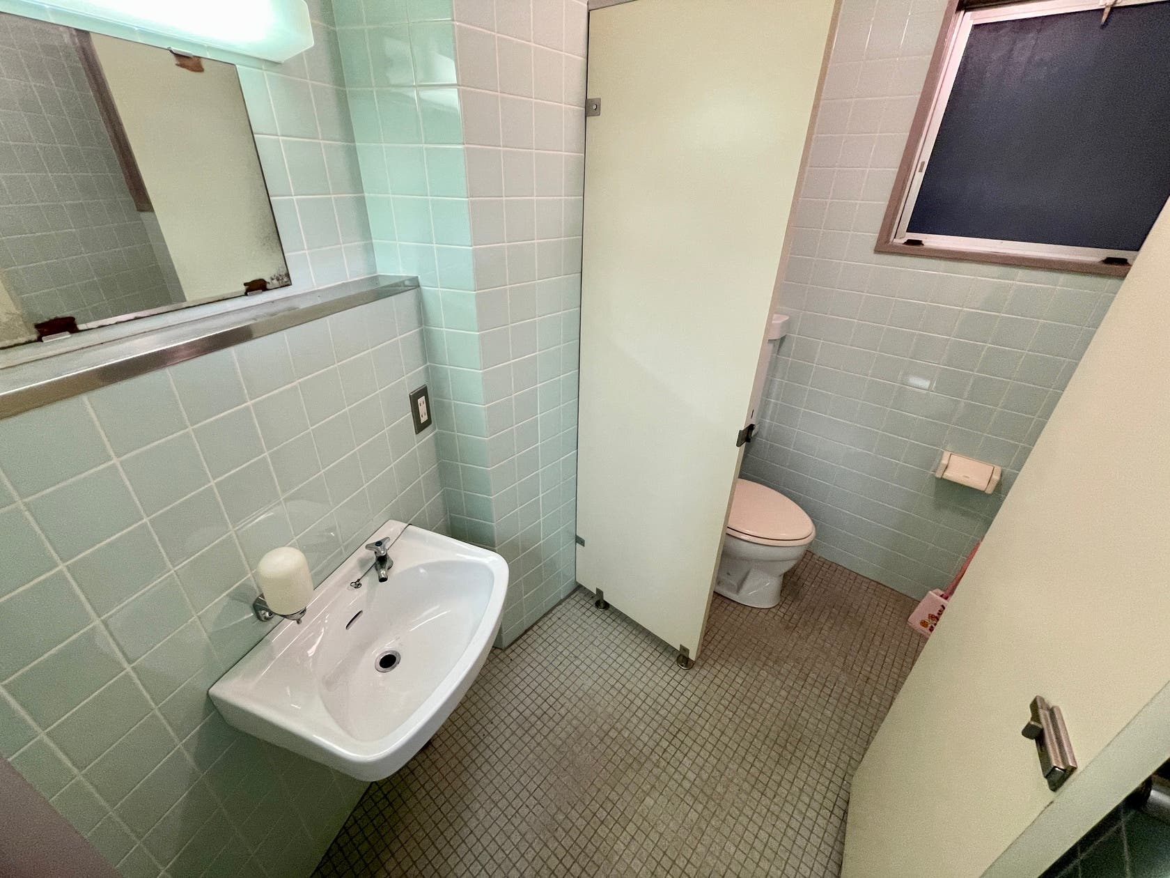 5A【神保町1分】21名着席の会議室！Wi-Fi無料！清掃で衛生面も安心♥便利な駅近の写真16