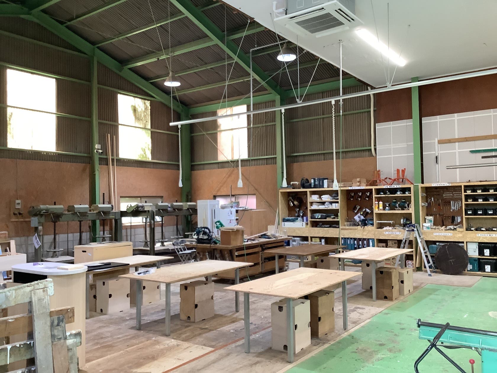 工房　DIY DIY工房　キャンプ　キャンプ用品　バーンライフ　ワークショップの写真17