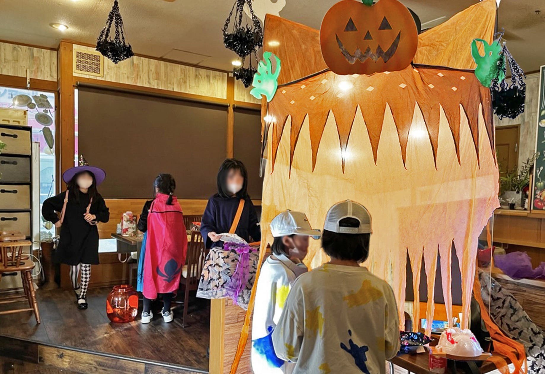 和泉府中駅から徒歩３分のカフェレンタルスペースの写真4