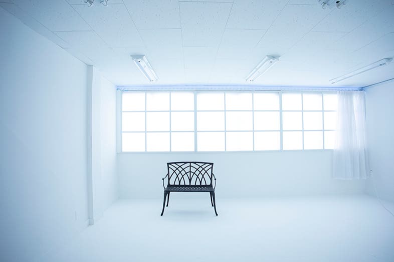 【トランバネーロ/ JR赤羽9分】2F、3F、屋上を全て貸切！真っ白な白ホリ風フロア/廃墟感たっぷりなコンクリフロアの写真6