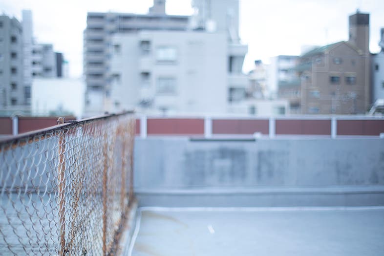 【トランバネーロ/ JR赤羽9分】2F、3F、屋上を全て貸切！真っ白な白ホリ風フロア/廃墟感たっぷりなコンクリフロアの写真7