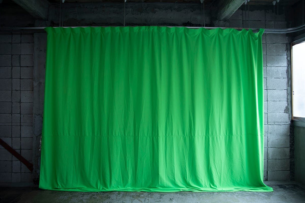 【トランバネーロ/ JR赤羽9分】2F、3F、屋上を全て貸切！真っ白な白ホリ風フロア/廃墟感たっぷりなコンクリフロアの写真12