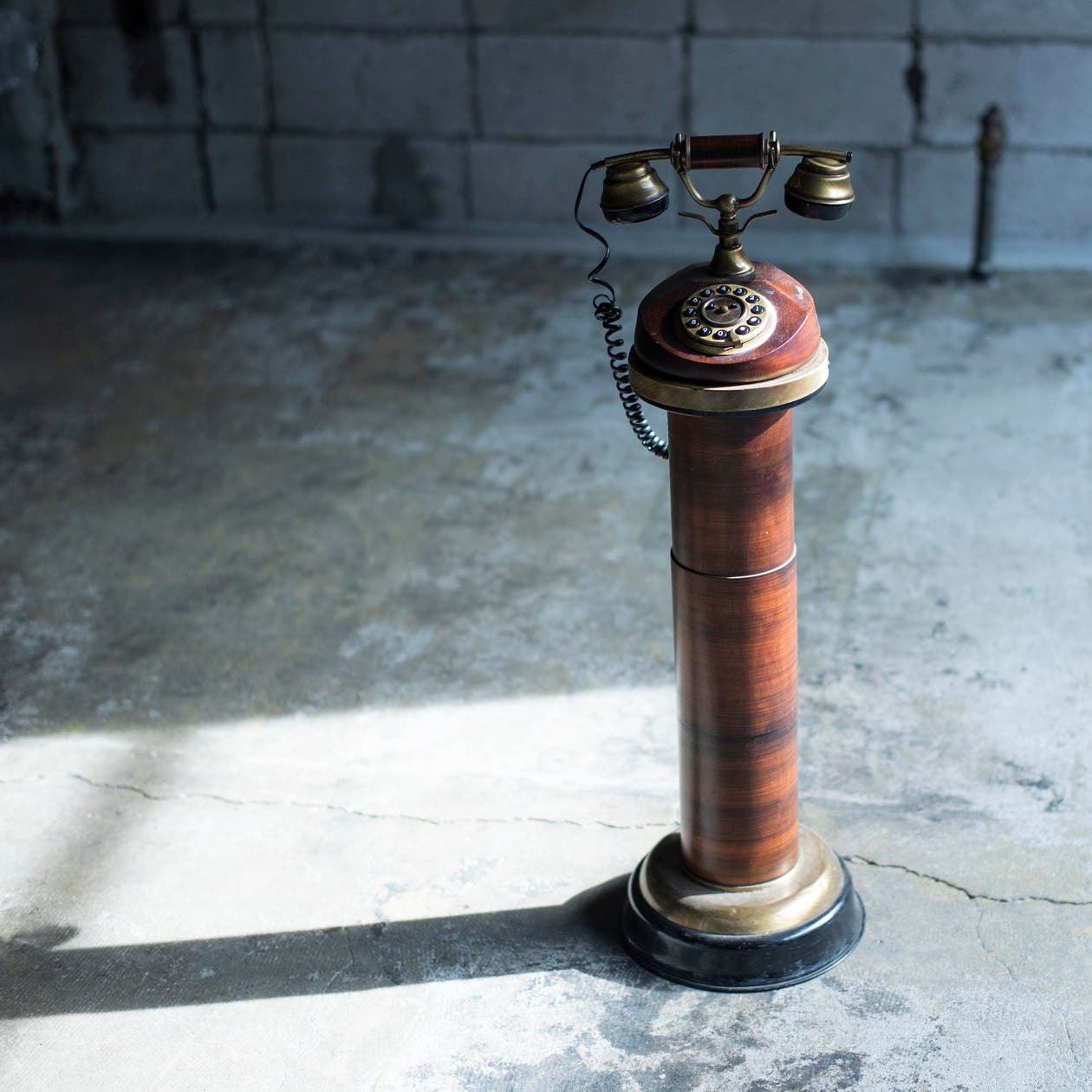 【トランバネーロ/ JR赤羽9分】2F、3F、屋上を全て貸切！真っ白な白ホリ風フロア/廃墟感たっぷりなコンクリフロアの写真13