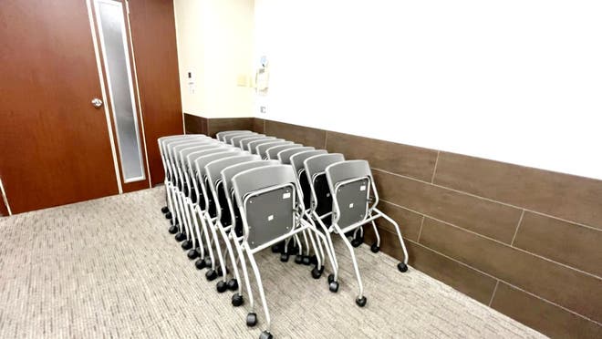 名古屋会議室 モリシタ 第6会議室(セルフ設営)【名古屋駅徒歩2分・無料Wi-Fi・最大21名・名駅モリシタ名古屋駅東口店】の写真2