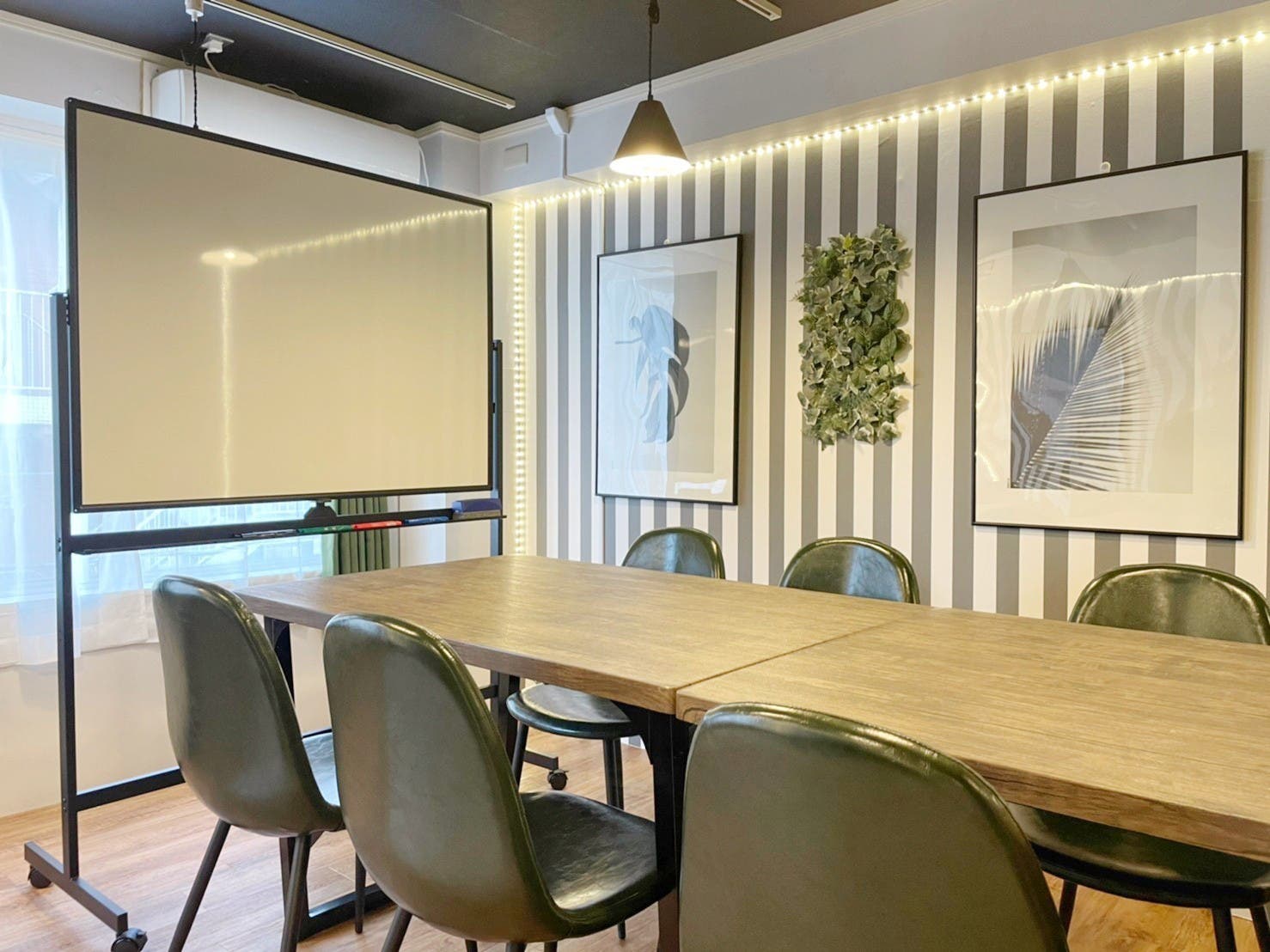 《LVB銀座東2》新富町徒歩40秒/最大14名/キッチン付会議室/パーティスペース/Wifi・人気ゲーム・Netflix利用可の写真8